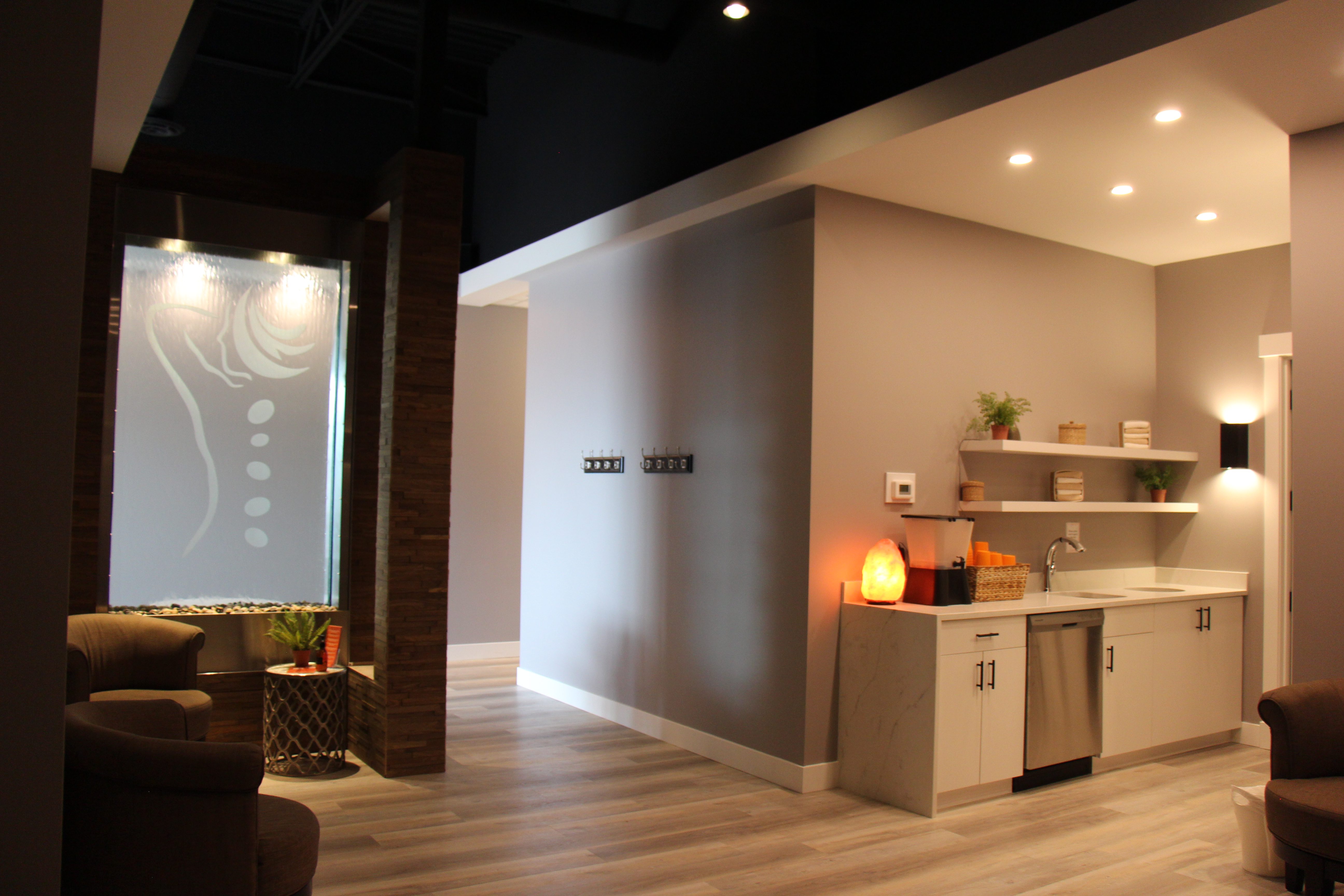 Mama Massage | Massage. Acupuncture. Psychology | Book Calgary